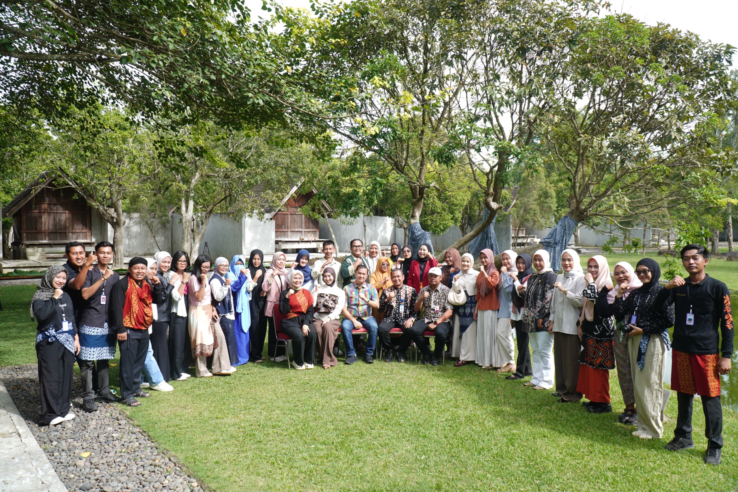 WORKSHOP BERKAIN BATIK DI TUBABA GAIRAHKAN PELESTARIAN BUDAYA DAN ...
